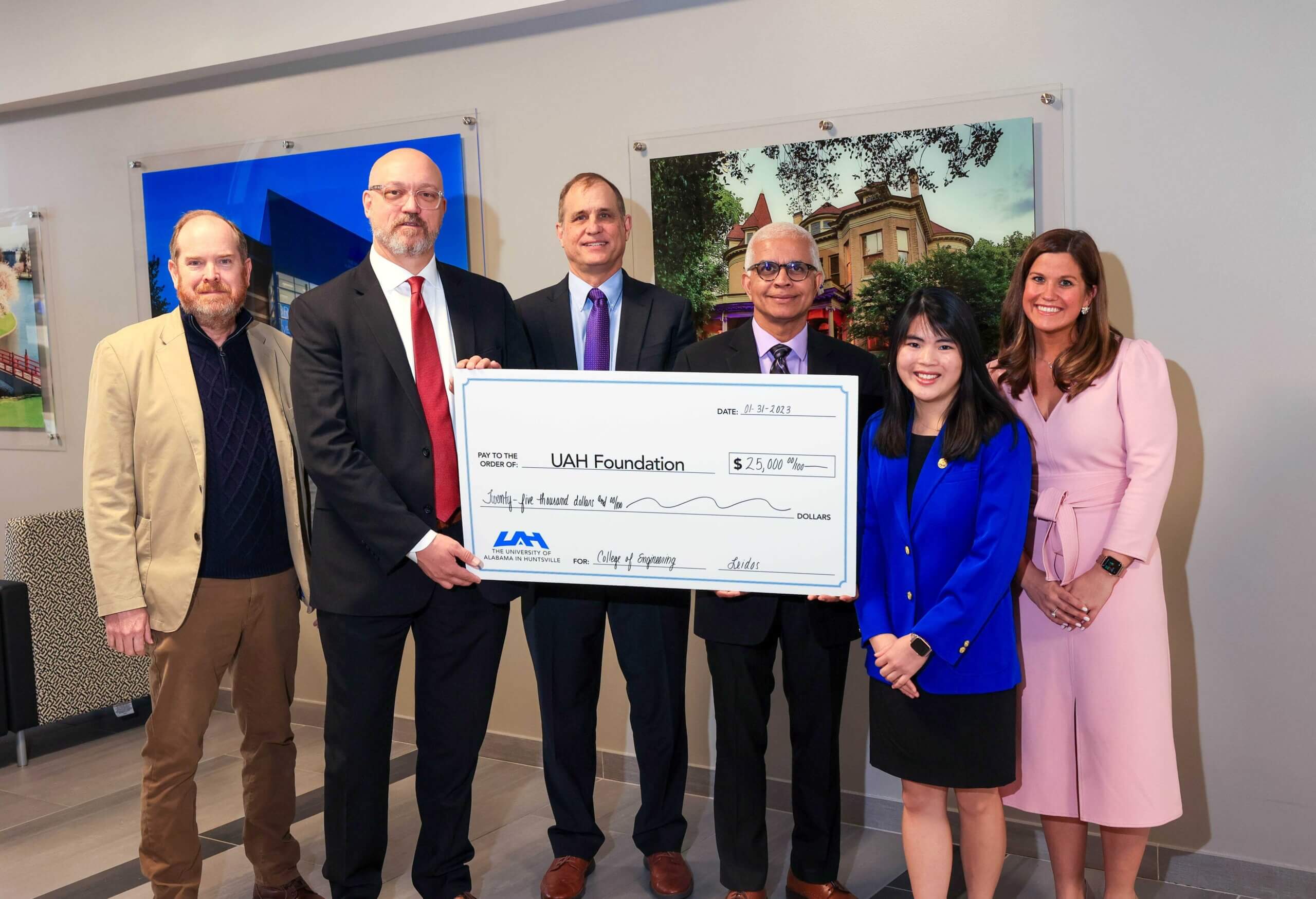 Leidos Dynetics gives UAH College of Engineering $25,000